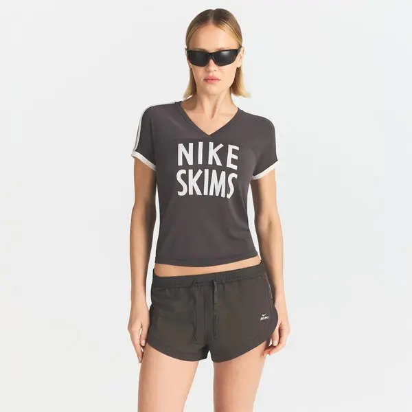 SKIMS 2" Short | Grey | | Nike Crunchy Nylon