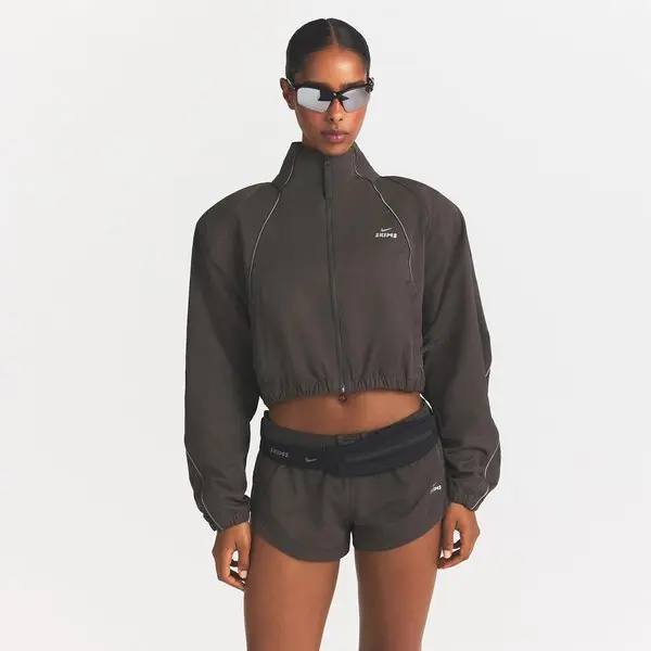 SKIMS Cropped Jacket | Grey | | Nike Crunchy Nylon
