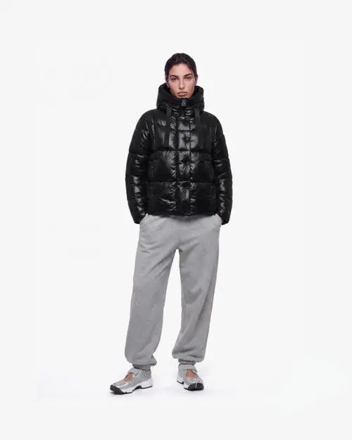 ALPENHAUS Corelle Short Puffer Jacket With Webbing Detailing - Black