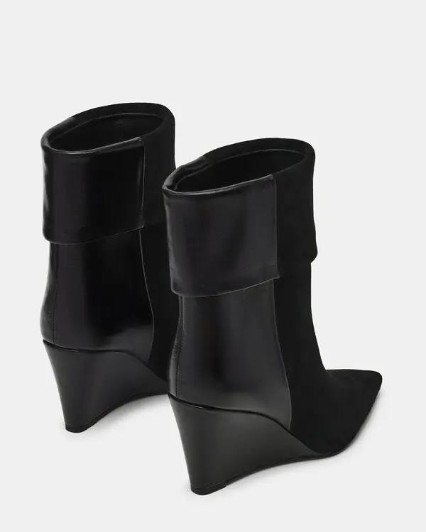 Steve Madden Lakoma Ankle Booties