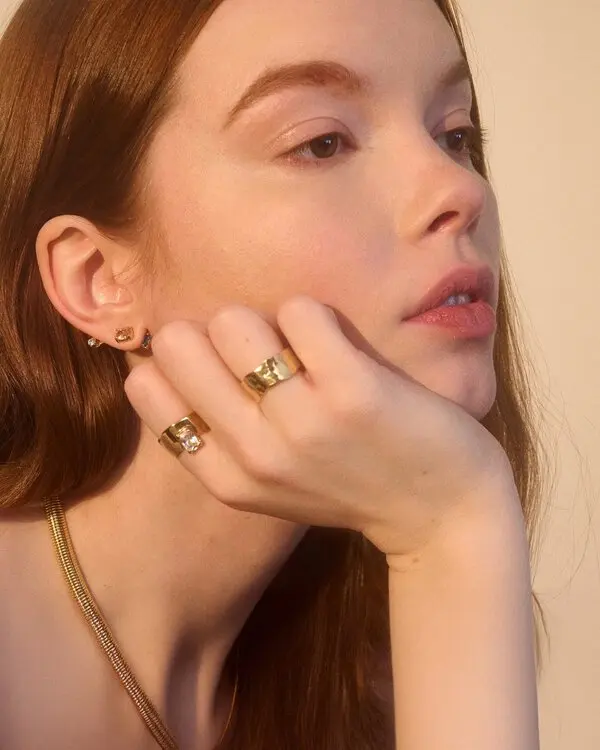 Lady Grey Cubic Zirconia Wade Ring