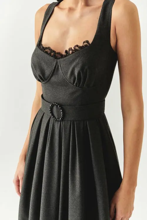 EXQUISE Ayleen Corset Style Pleated Midi Dress