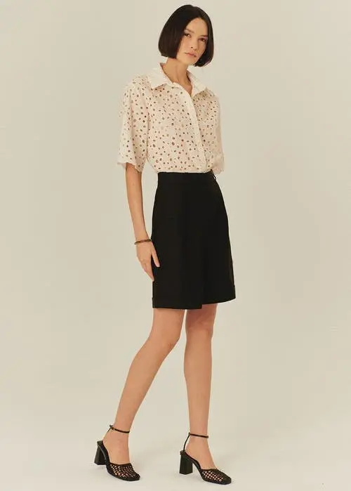EXQUISE Maryam Short Chic Flowing Tailored Shorts