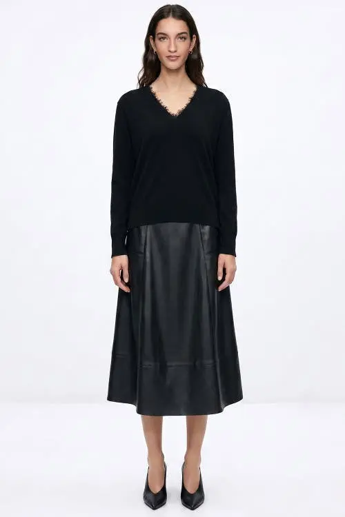 EXQUISE Long Sleeve V Neck Knit Blouse With Lace Trim - Black