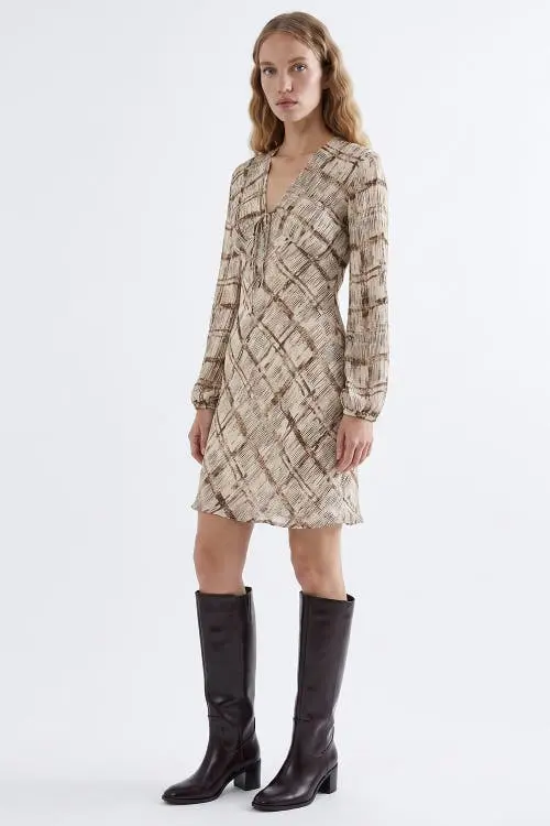 EXQUISE Elasticated Sleeve V Neck Lined Dress