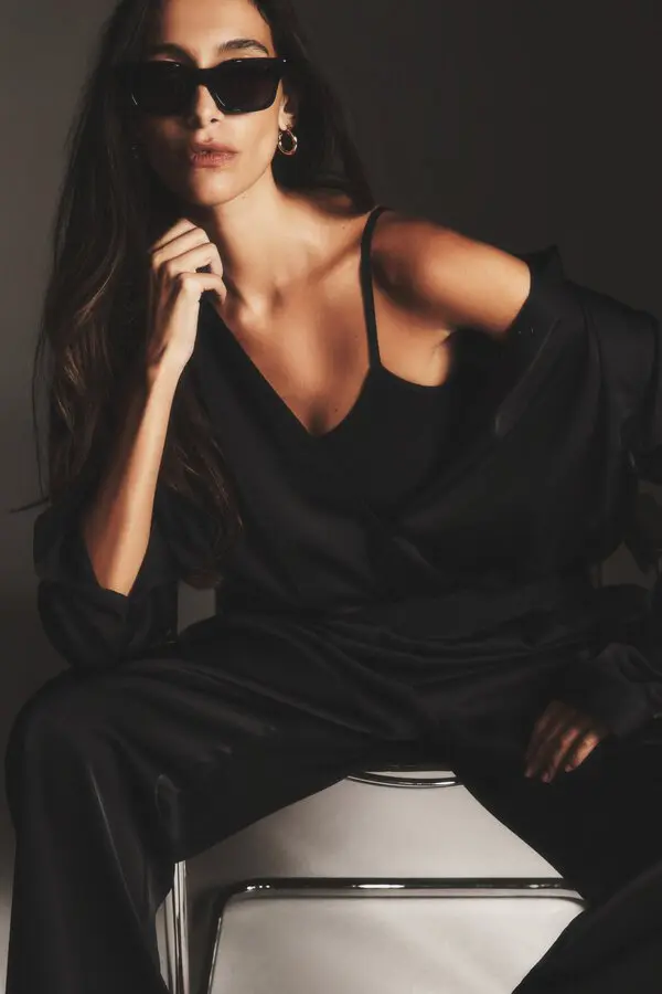 Alo Yoga Satin Smooth Talker Button Up Top - Black