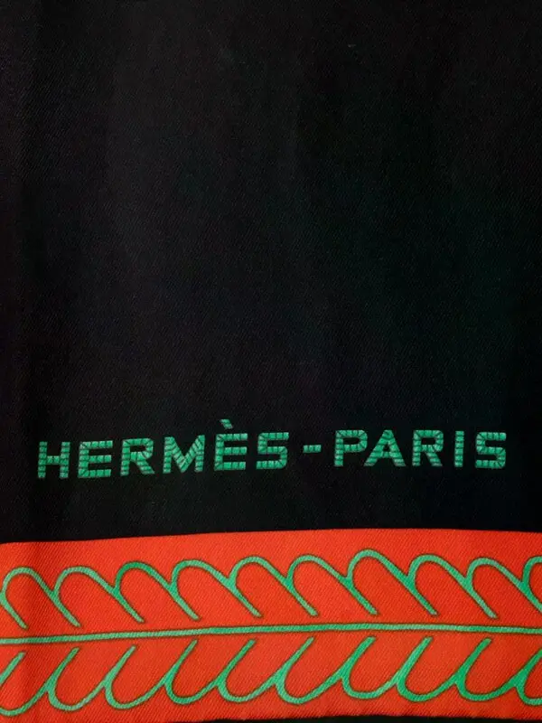 Hermès 2010-2026 Selle D Officier En Grande Tenue Silk Scarf 70 Scarves - Black
