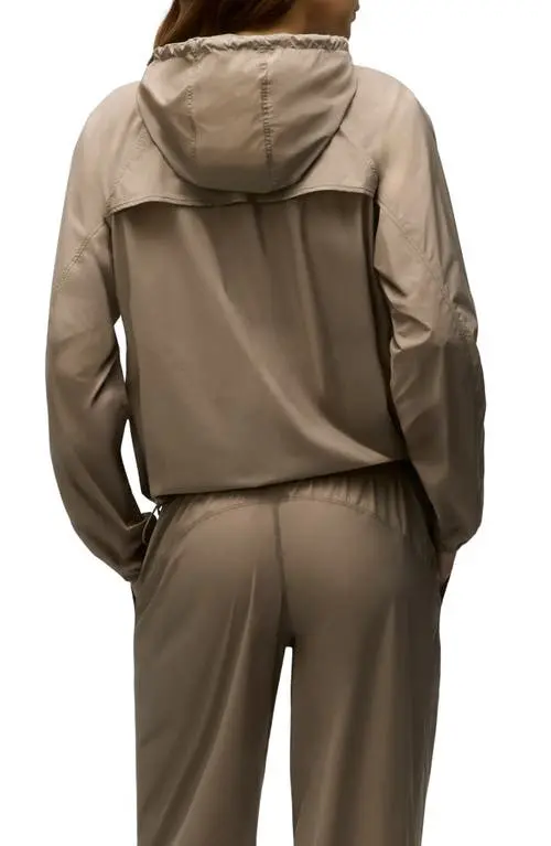 Greyson Wind Half Zip Jacket