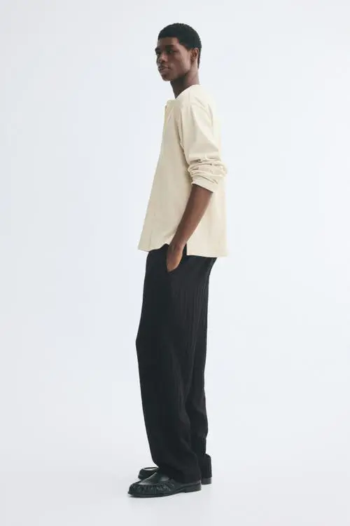 H&M Relaxed-fit Crinkled Drawstring Pants - Black