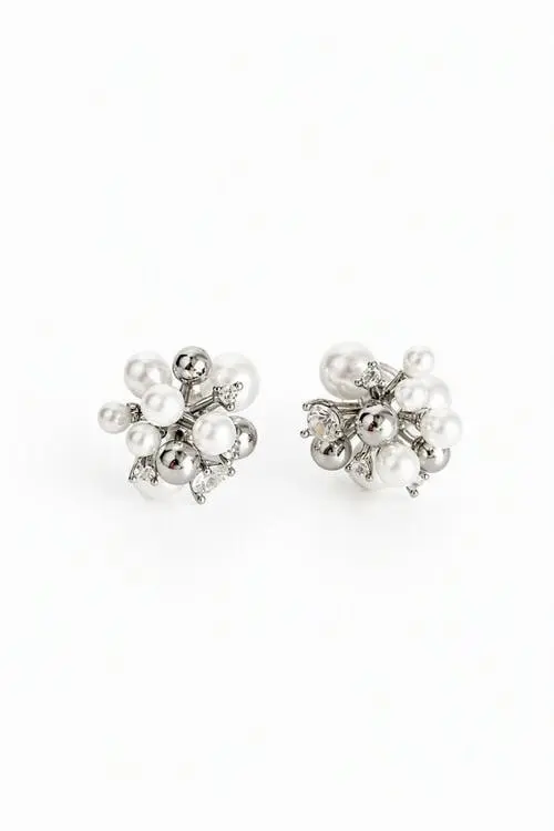 DEJI ENIOLA Celestial Pearl Cluster Earrings