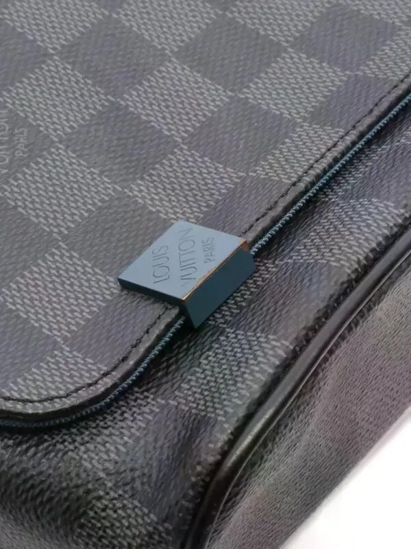 LOUIS VUITTON 2016 Pm District Damier Graphite Messenger Bag