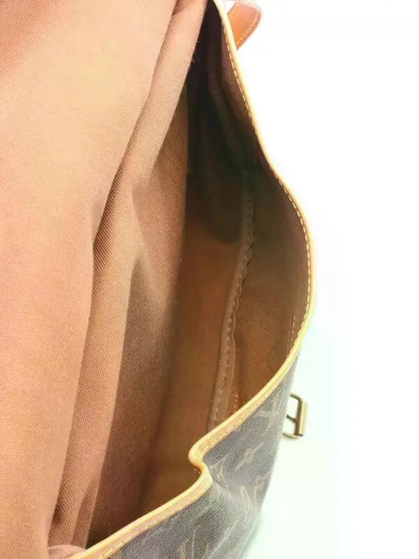LOUIS VUITTON 1992 30 Monogram Saumur Shoulder Bag