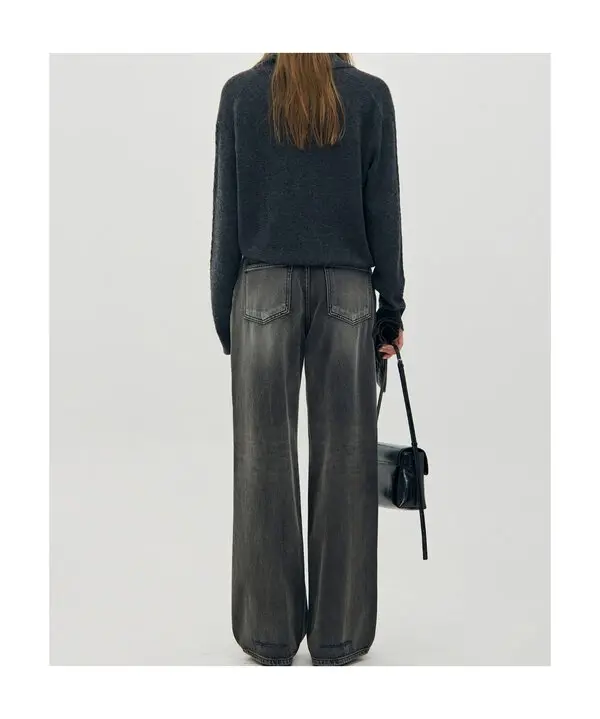 LOW CLASSIC Long-sleeve Collared Knit Top
