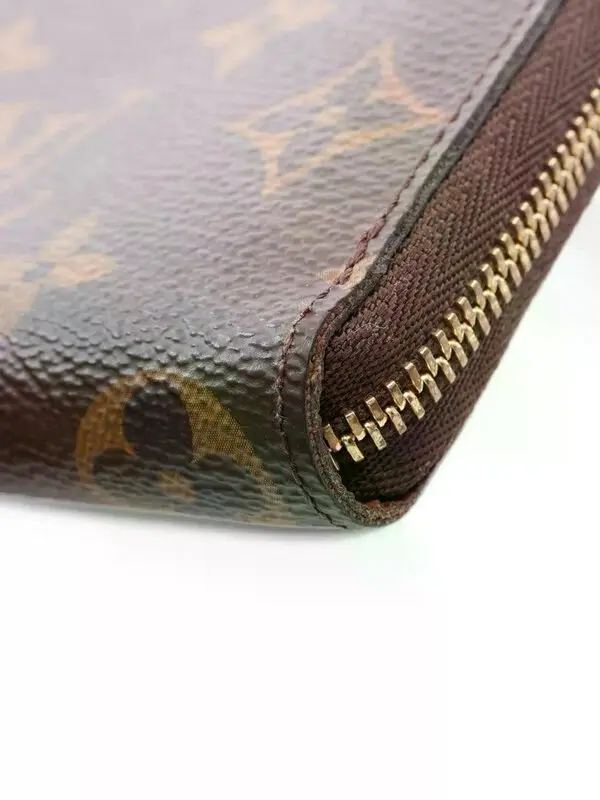 LOUIS VUITTON Zippy Monogram Coin Purse