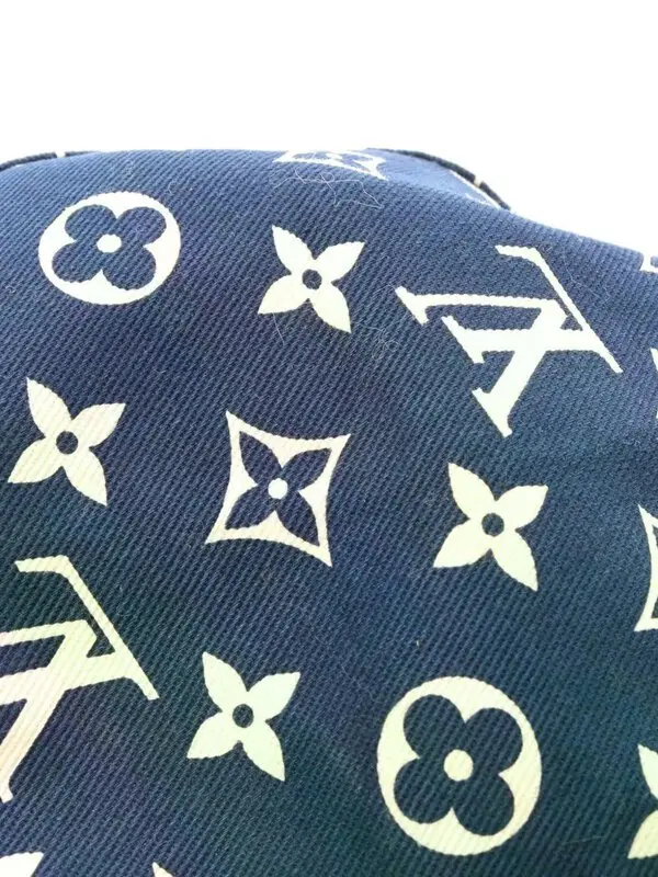 LOUIS VUITTON 2019 Escargot Reversible Bucket Hat