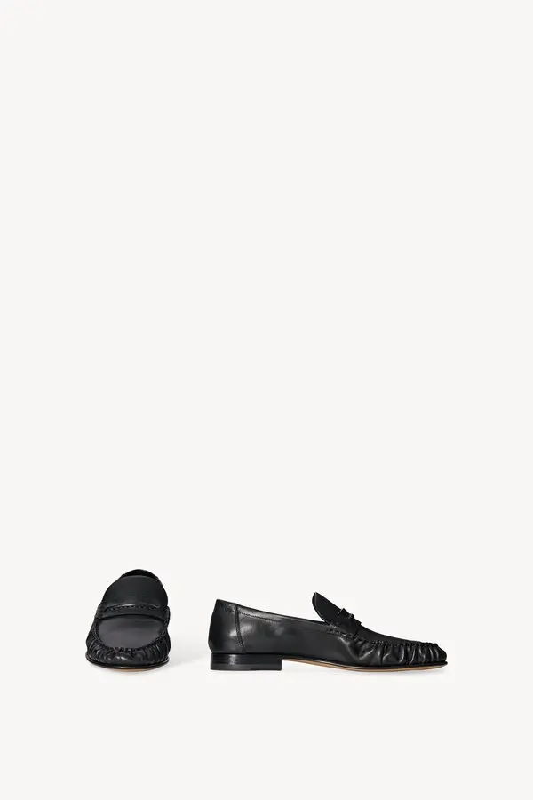 THE ROW Theo Moccasin - Black