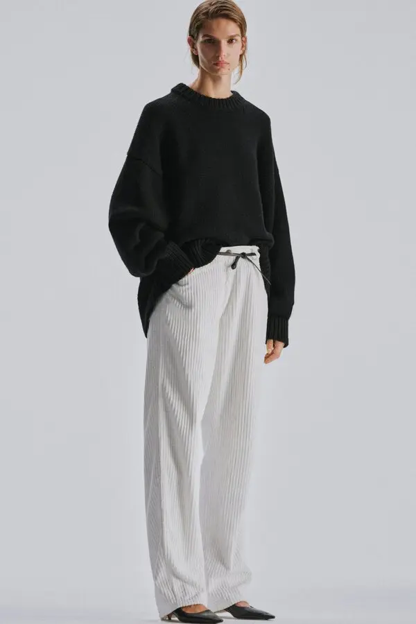 THE ROW Ophelia Sweater - Black