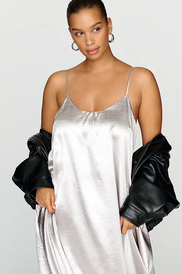 SUNDAY IN BROOKLYN Liquid She Bubble Hem Midi Dress