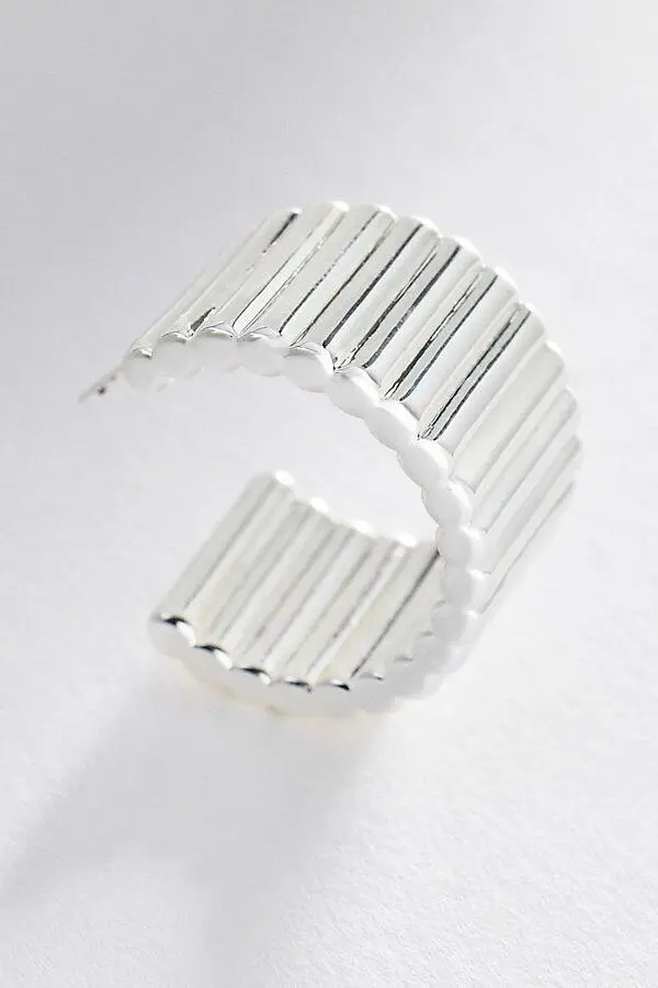 HEAVEN MAYHEM Es Hoop Earrgs - Silver