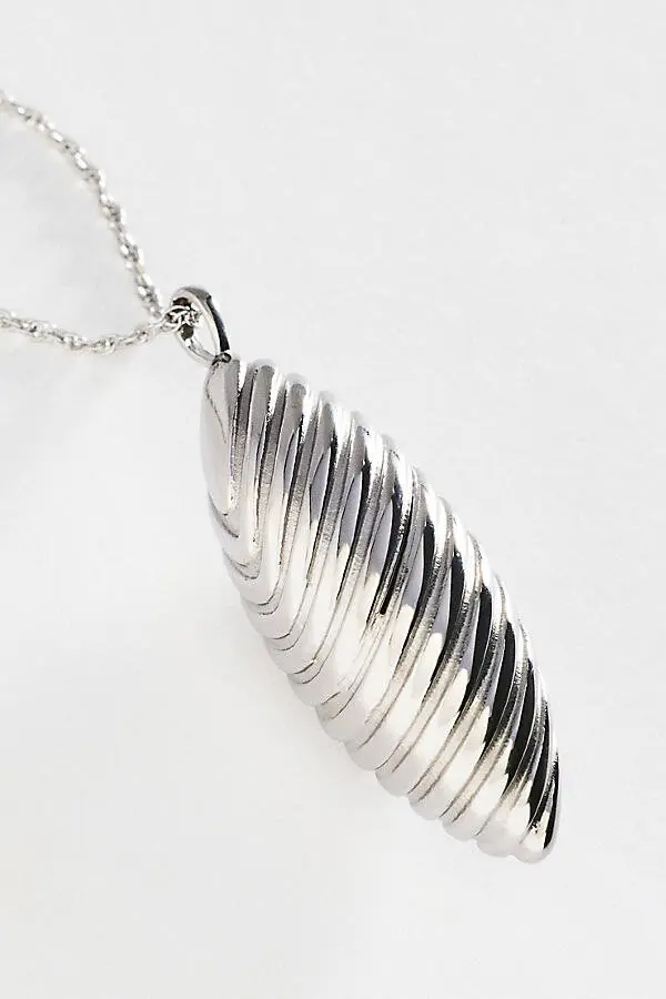 HEAVEN MAYHEM Fawn Pendant Necklace