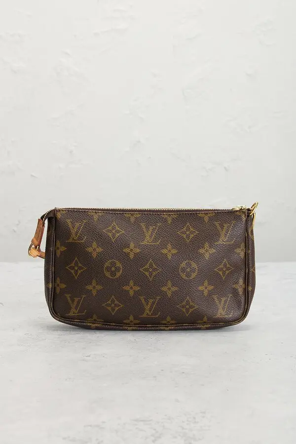 LOUIS VUITTON Monogram Pochette Accessoires Shoulder Bag