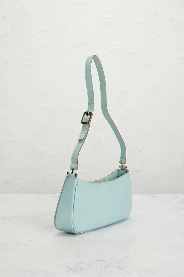 Gucci Microguccissima Pochette Shoulder Bag