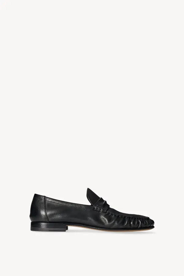 THE ROW Theo Moccasin - Black