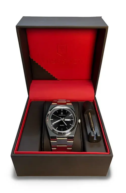 LARSON JEWELERS Professional Bracelet Watch