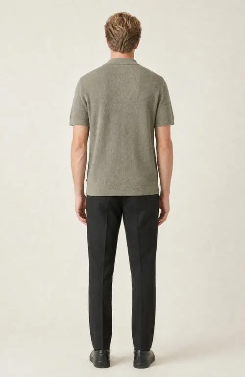 MODENAIRE Textured Knit Short Sleeve Polo Shirt With Button Detail