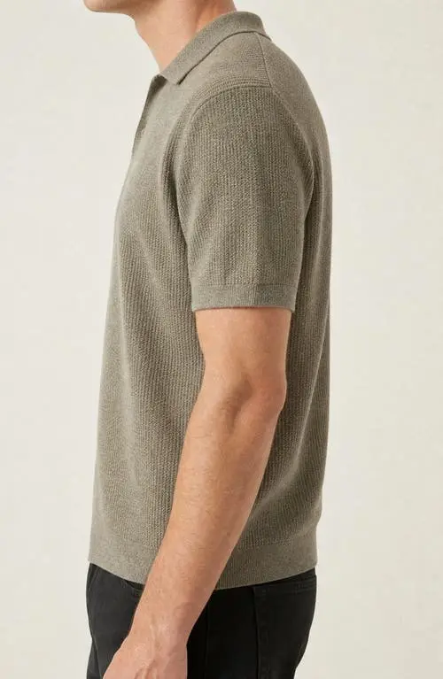 MODENAIRE Textured Knit Short Sleeve Polo Shirt With Button Detail