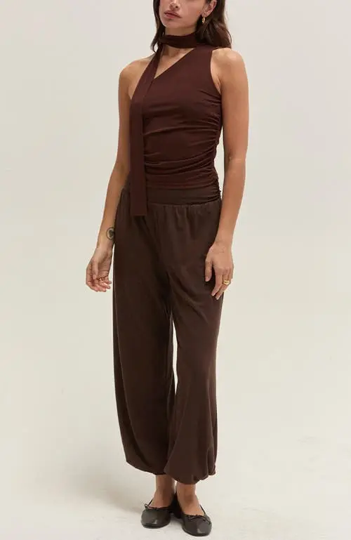 CRESCENT Tie Neck Sleeveless Knit Top