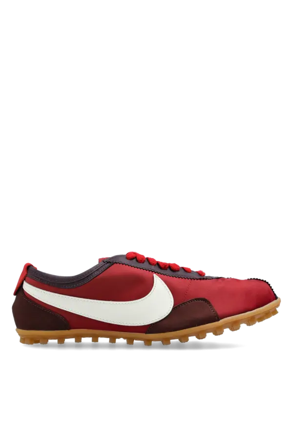 Nike Moon Ess’ Sneakers - Red