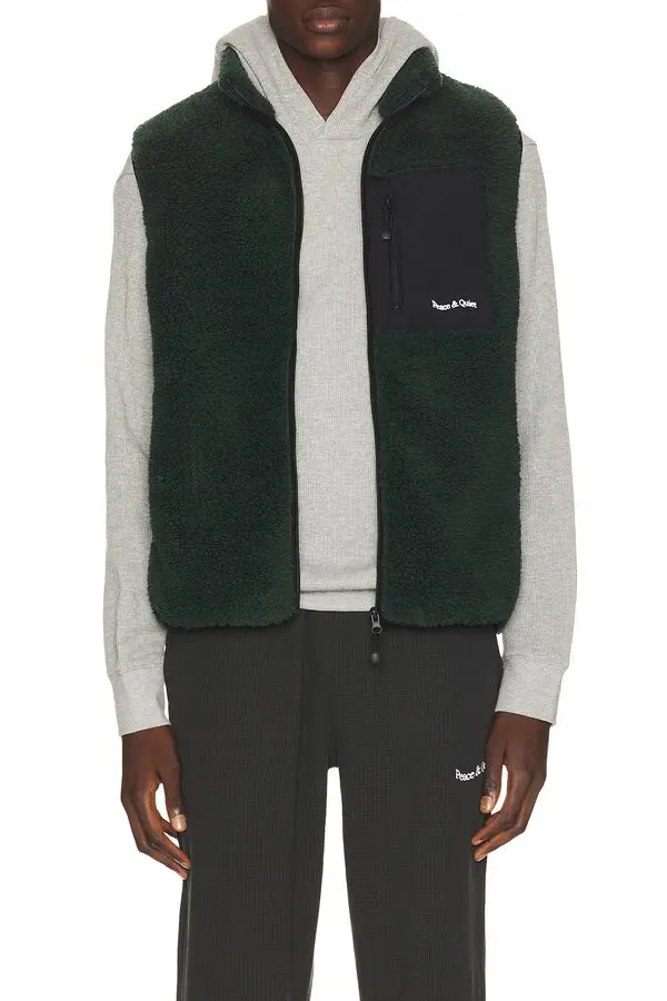 MUSEUM OF PEACE & QUIET Wordmark Sherpa Vest In Green - Pine