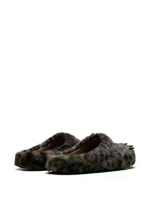 BRAVEST STUDIOS Leopard Claw Slides