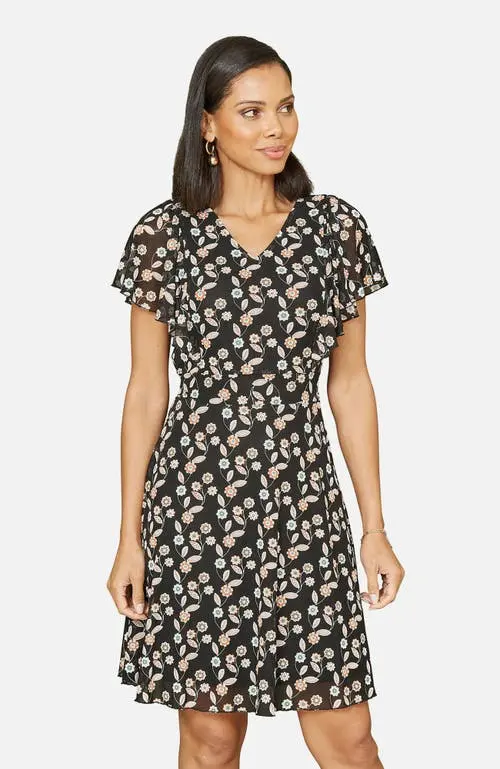 YUMI Leaf Print Mesh Stretch Skater Dress