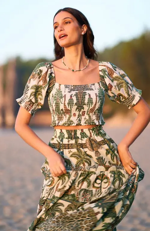 YUMI Safari Ruched Crop Top