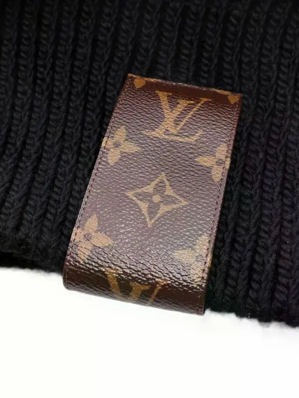 LOUIS VUITTON 2010s Monogram-patch Sweater
