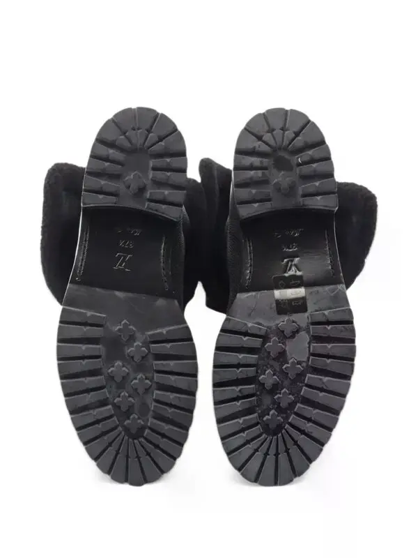 LOUIS VUITTON 2010s Mouton Monogram Boots