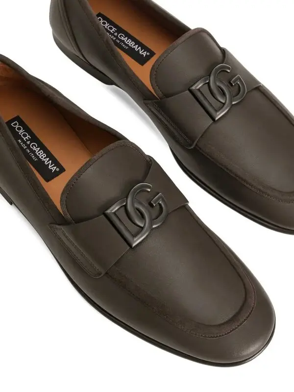 Dolce & Gabbana Loafers With Logo Plaque
