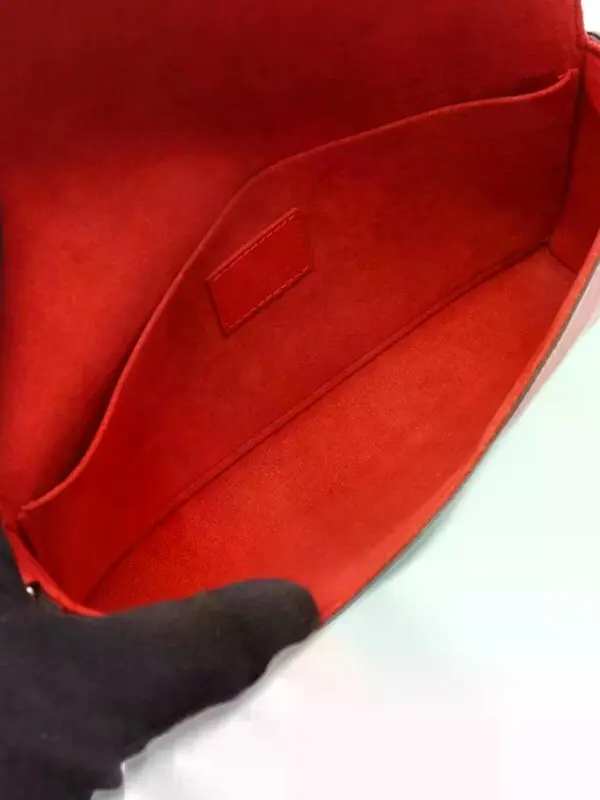 LOUIS VUITTON 2017 Felicie Epi Shoulder Bag