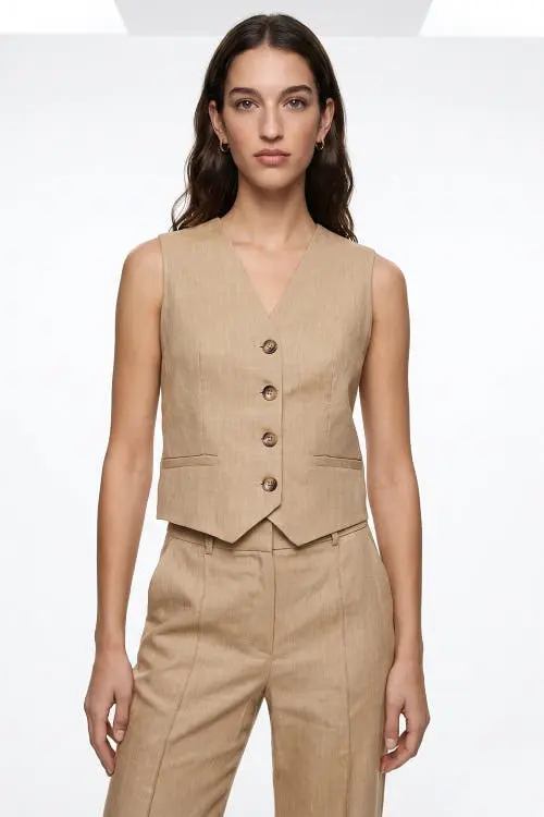 EXQUISE Linen Blend Vest With Back Buckle
