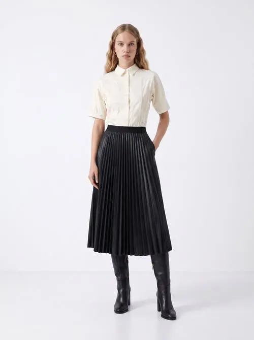 EXQUISE Pleated Faux Leather Midi Skirt With Elastic Waist