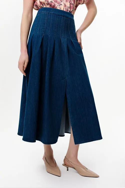 EXQUISE Fitted Midi Skirt With Side Slit