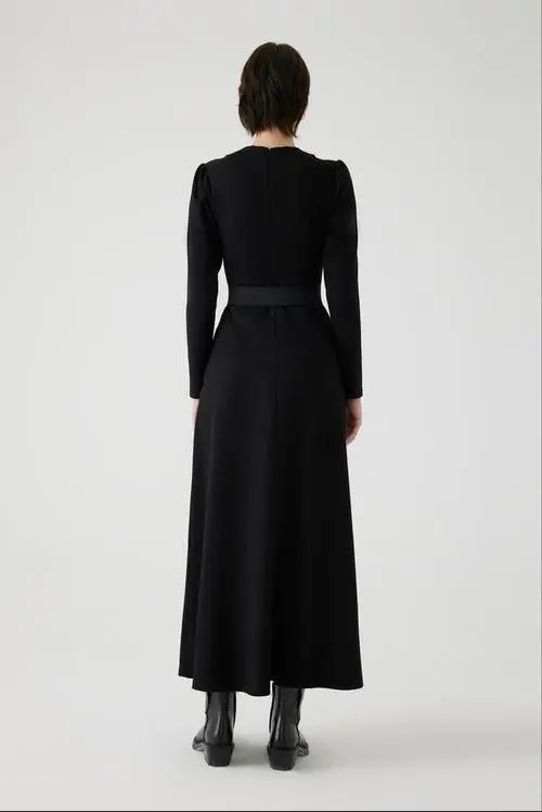 EXQUISE Anthea Belted Long Sleeve Maxi Dress