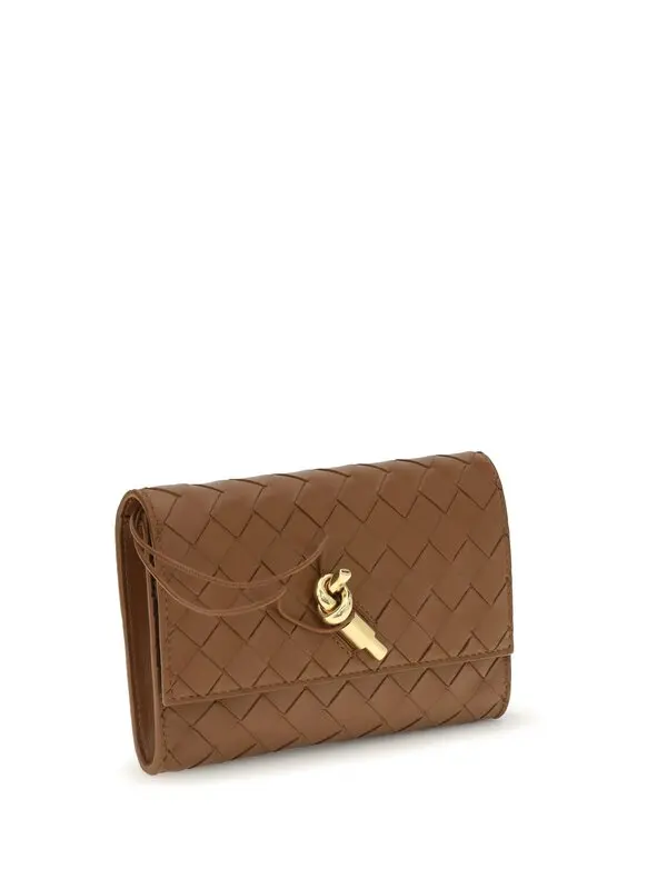 Bottega Veneta Andiamo Clutch Bag - Brown