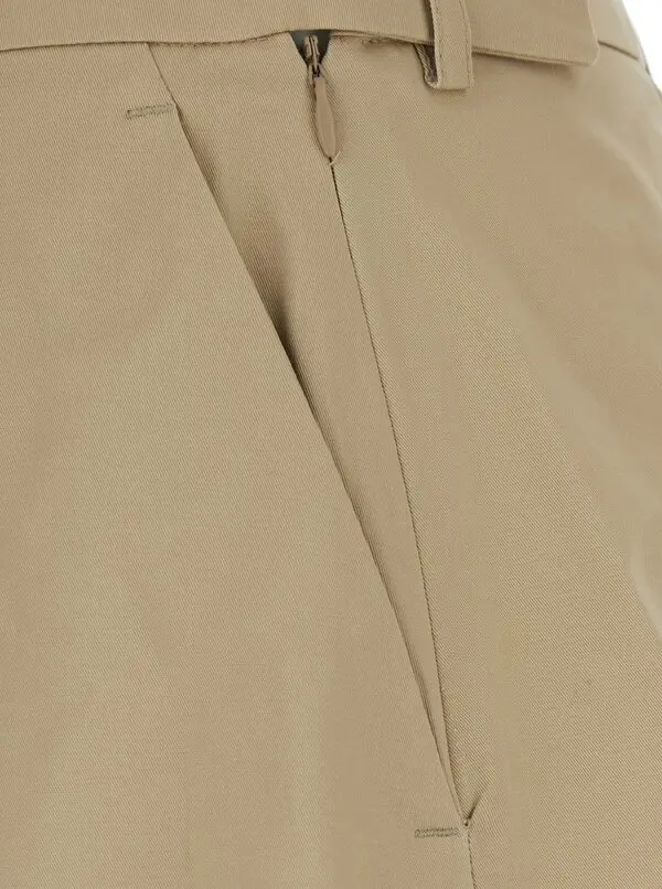 LEPLAIN Beige Shorts With Pleated Design In Tech Fabric