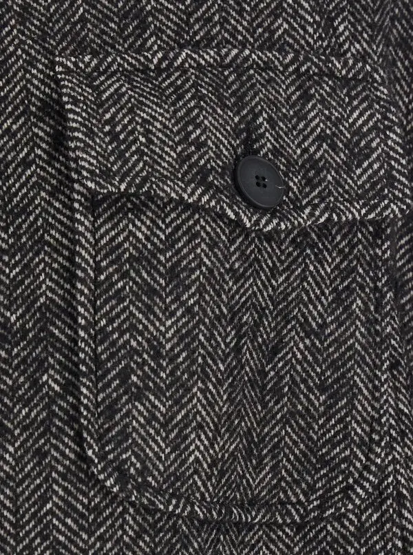 LEPLAIN Black Short Cape With Classic Collar And Patch Pockets On The Front In Wool For