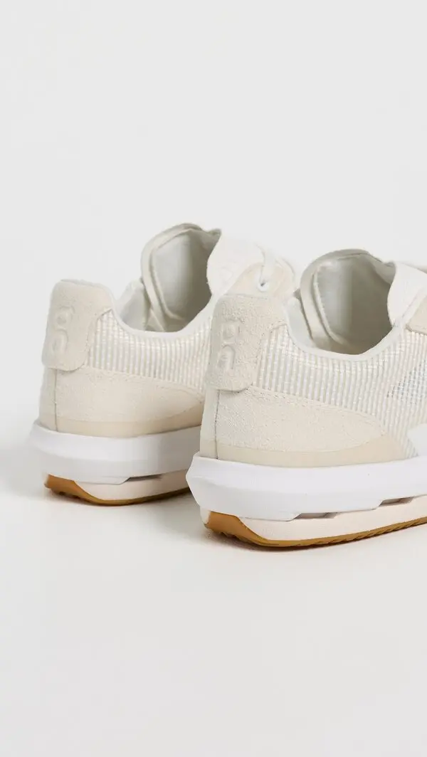 On Cloud Muse Sneakers