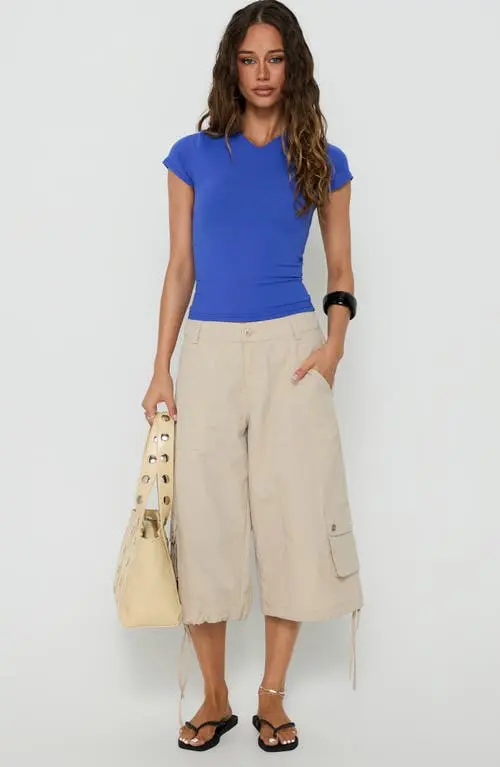 Princess Polly Daily Define High V-neck T-shirt
