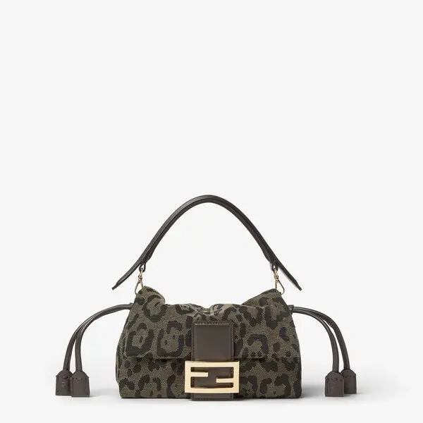 Fendi Baguette® Soft Small - Brown